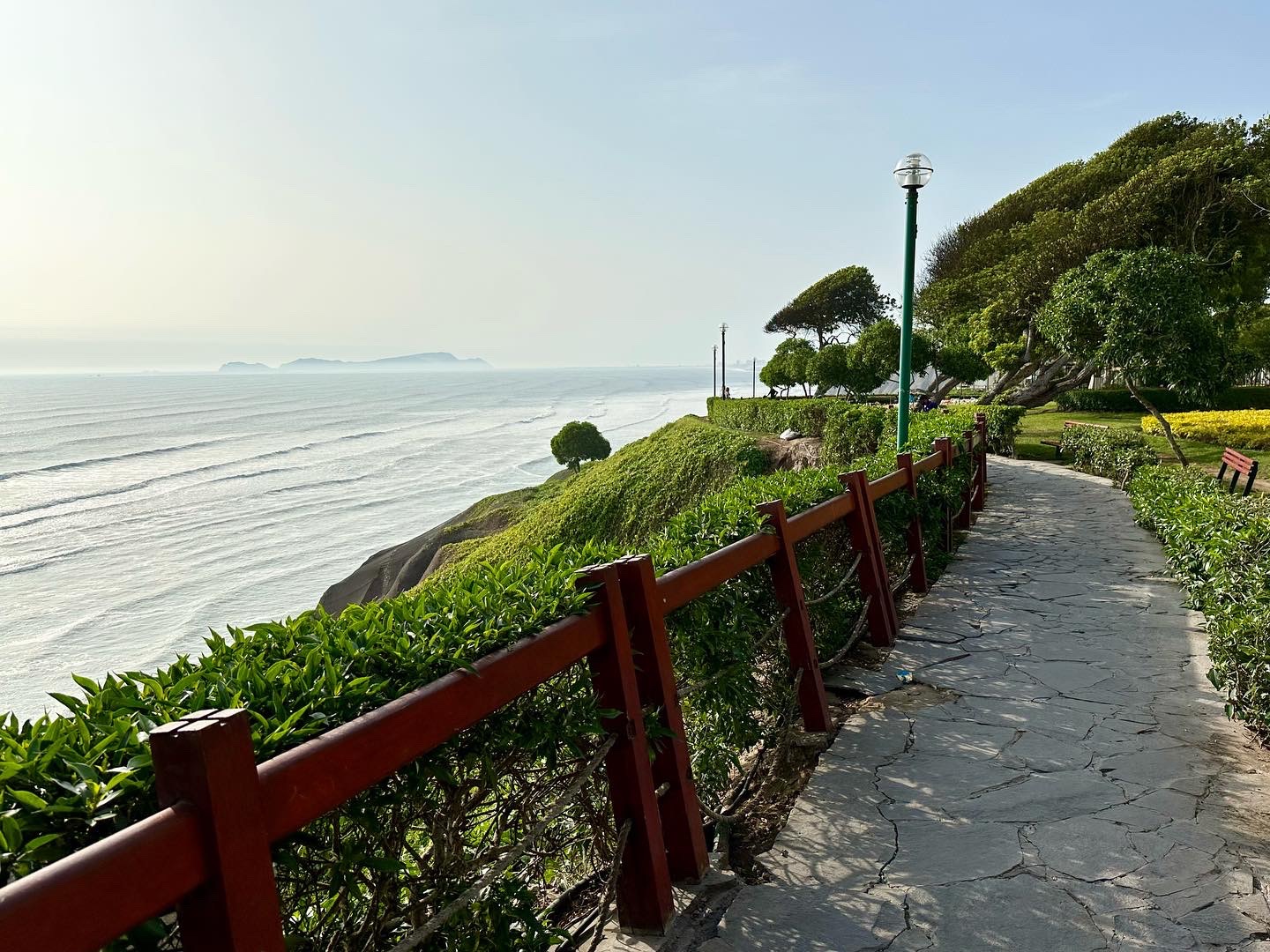 Cliffside path, Lima, Peru – Erik Travels