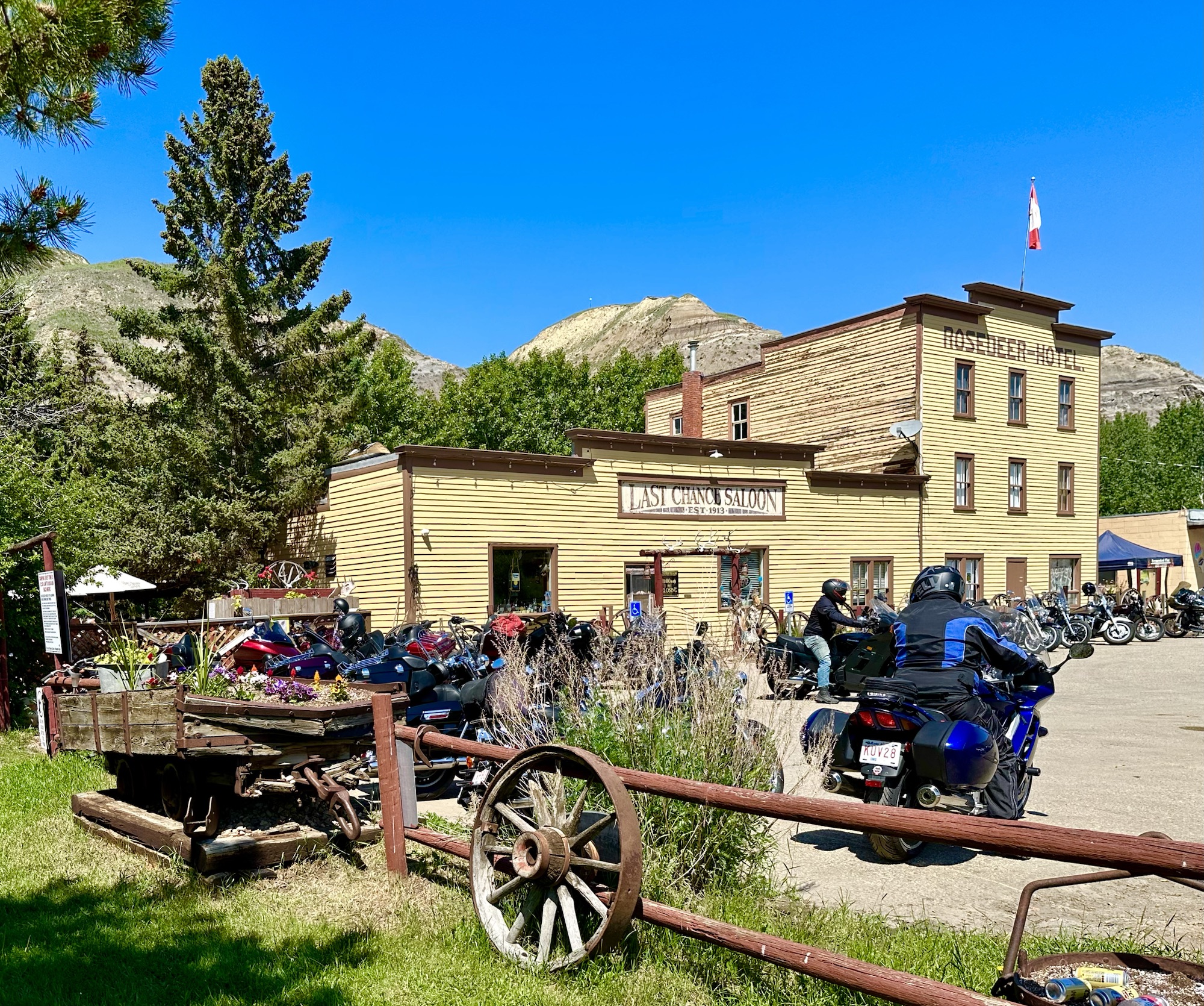 Ghost Town of Wayne, Alberta, Canada – Erik Travels